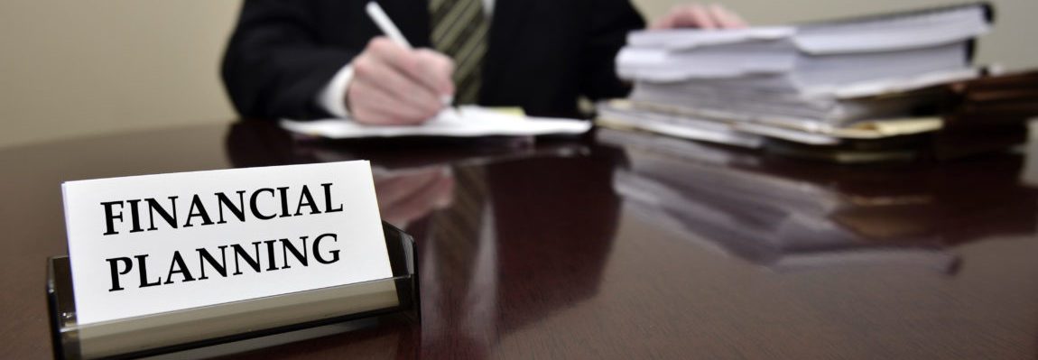 The Benefits of Working with a Certified Financial Planner | Zynergy